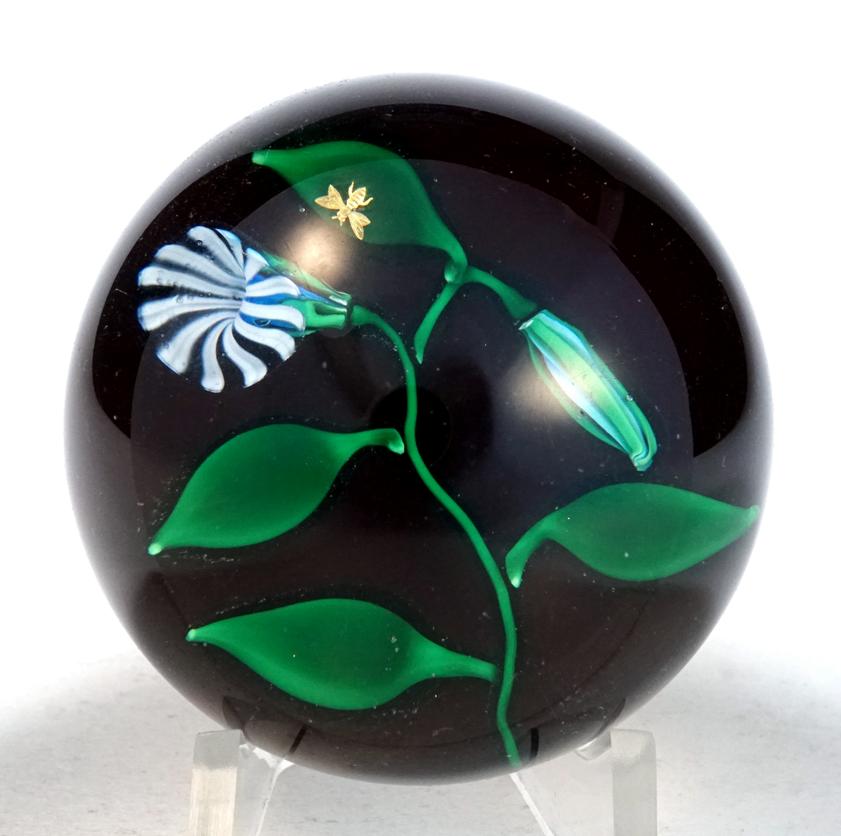 Paperweights - Contemporary American Paperweights for Sale